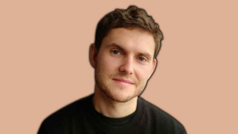 Oliver Coopersmith – The Rising British Actor Redefining Grit and Grace ...